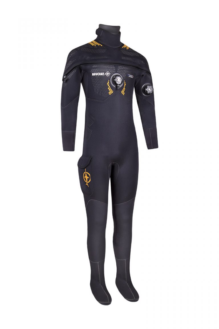 Muta Stagna Beuchat Iceberg Pro Dry articolo su Scubaportal, portale subacqueo - immersioni ...